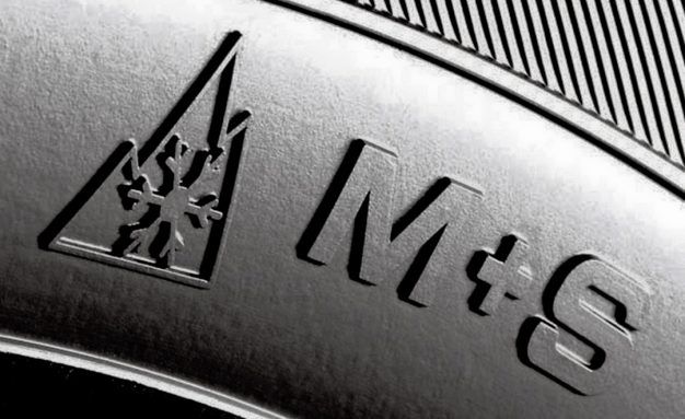 Unlocking Winter Excellence: The Ultimate Three-Peak Mountain Snowflake ...