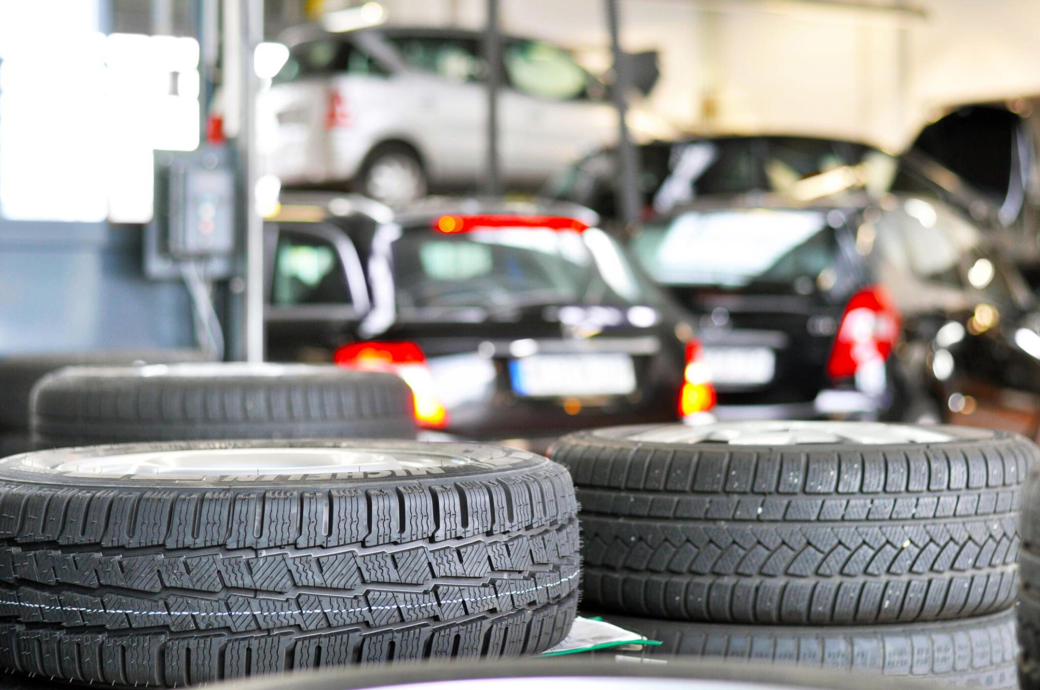 February 2024 How Rising Interest Rates Influence Tire Purchasing Trends