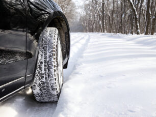 How Do Winter Tire Tread Patterns Improve Snow Grip?